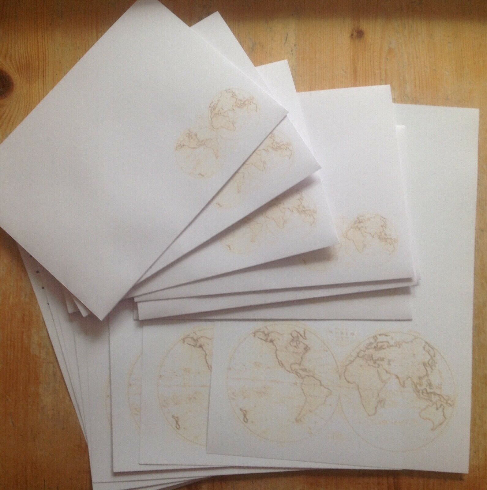 World Atlas - Beautiful Writing Sets