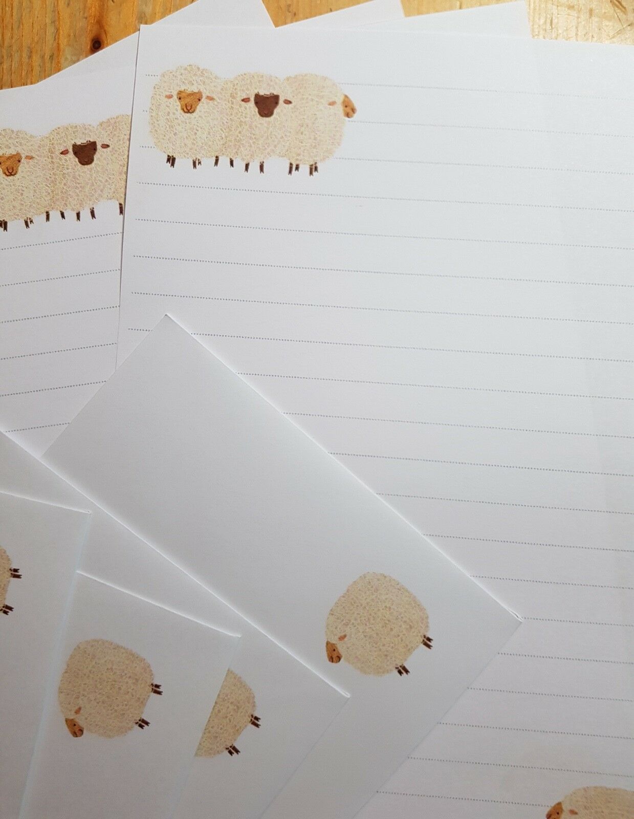 Cuddly sheep - Beautiful Writing Sets